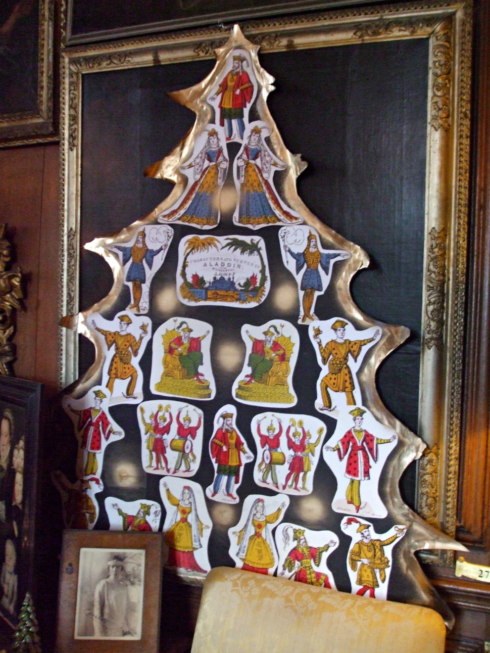 Aladdin tree – Millie Thom